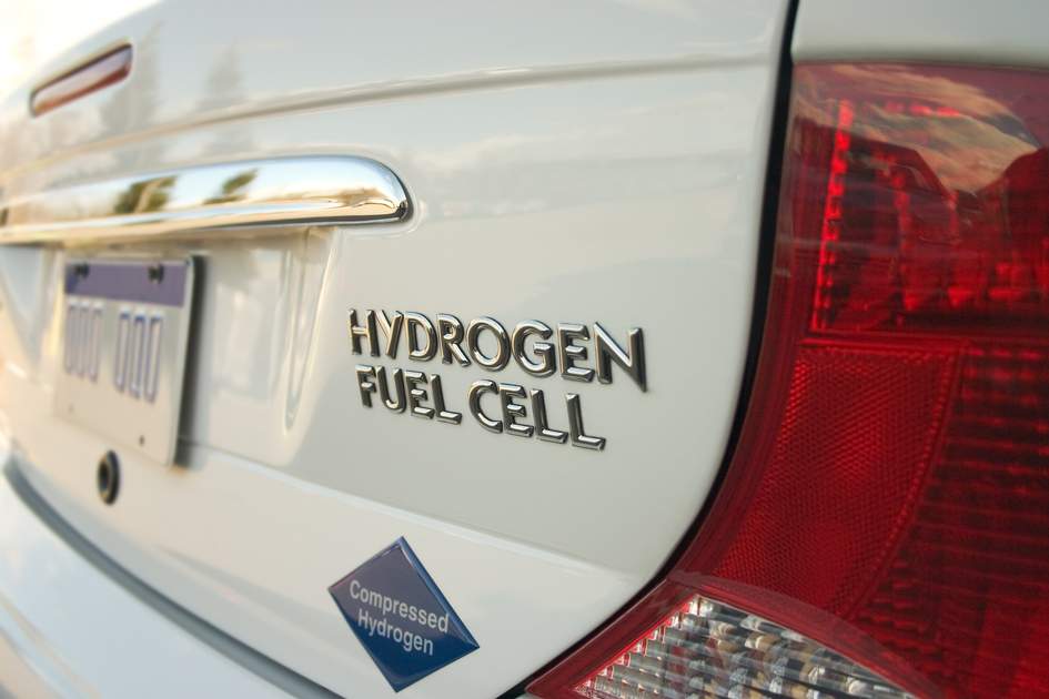 Hydrogen Cars: Everything You Need to Know - Wawanesa U.S.