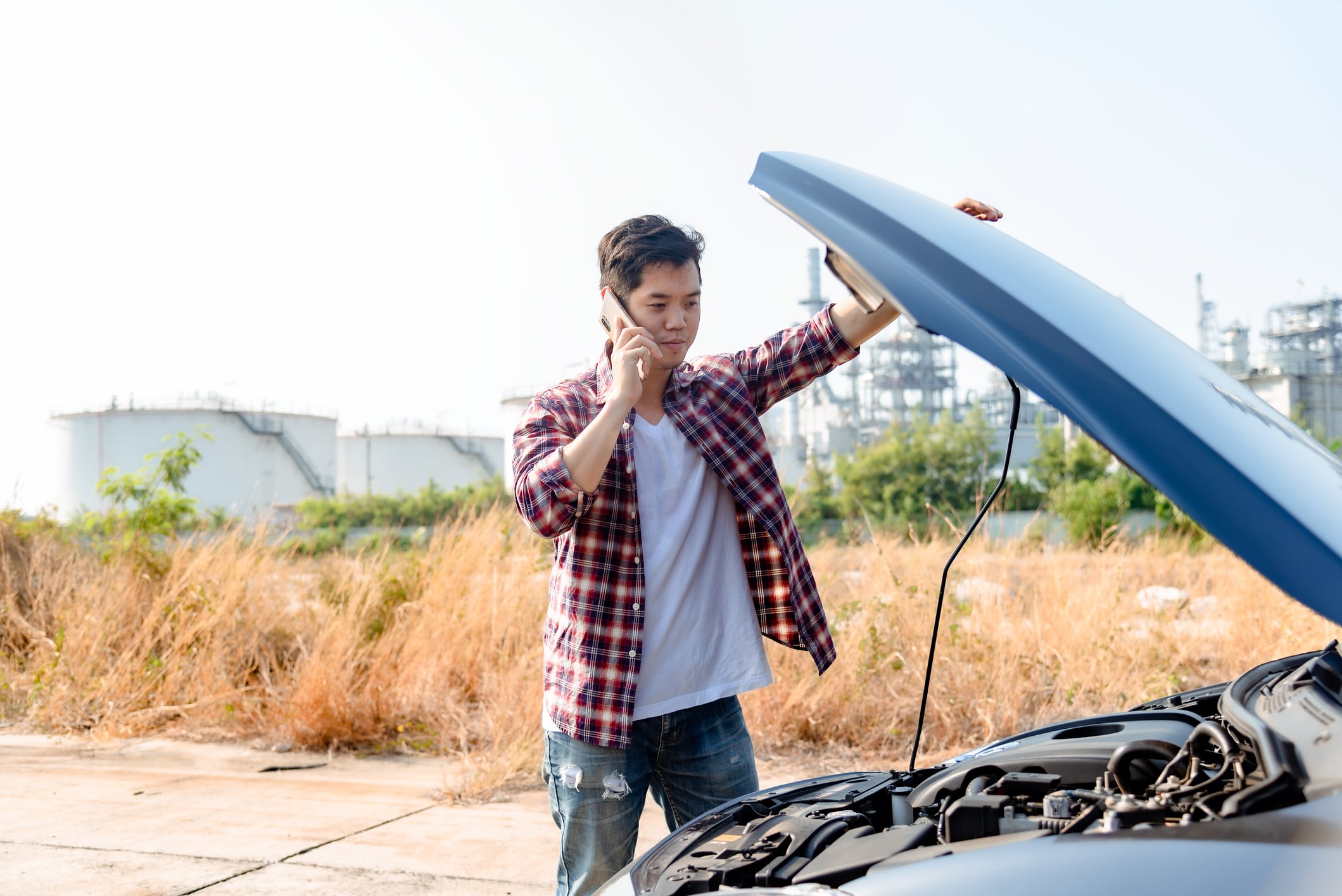 Roadside Assistance Coverage & Insurance: Everything You Need to Know